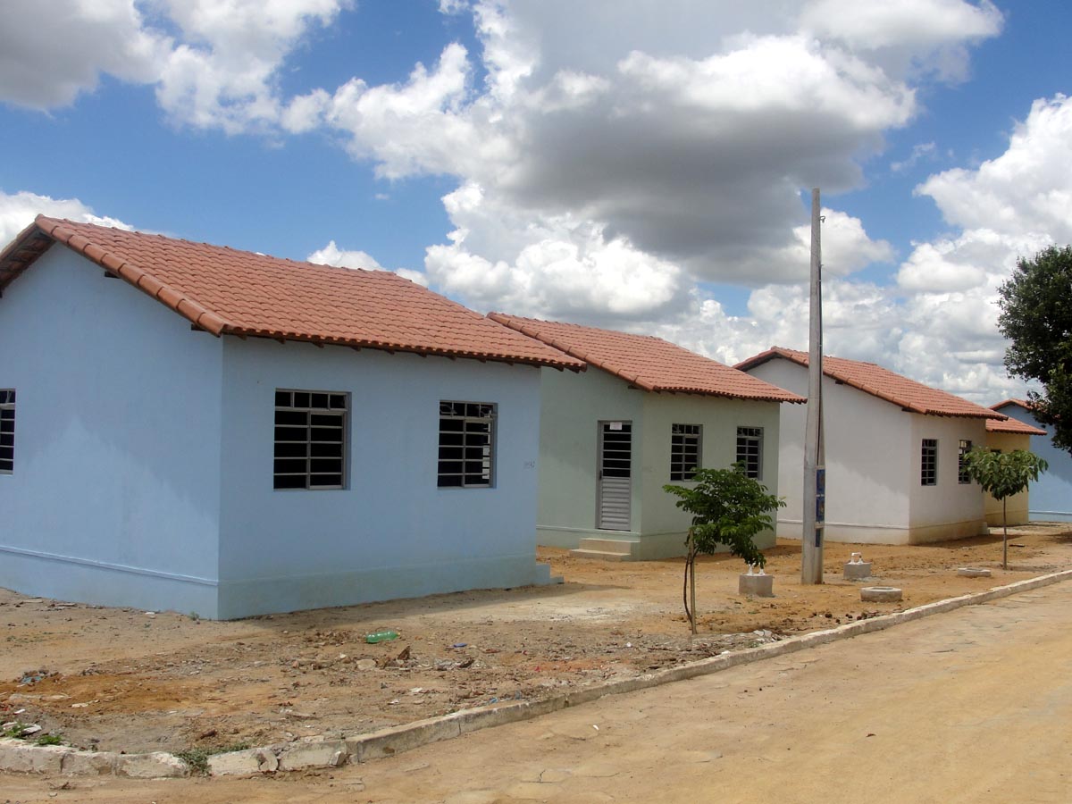 Sedurb - Casas populares que contemplarão mais de 650 famílias recebem visita de técnicos do ...
