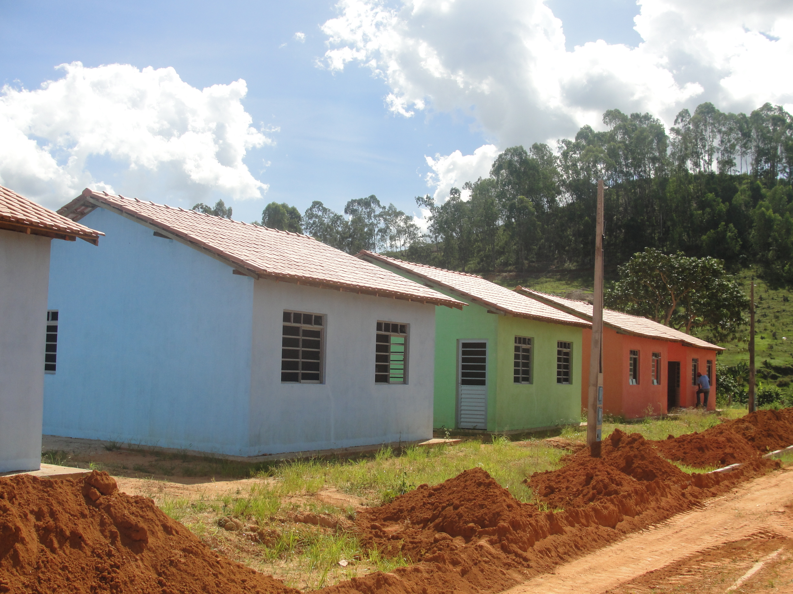 Sedurb - Técnicos do Idurb-ES visitam obras do programa ‘Nossa Casa’ em oito municípios do Estado