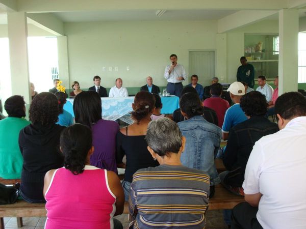 Sedurb - Governo e Prefeitura entregam 26 casas do Programa Nossa Casa em João Neiva